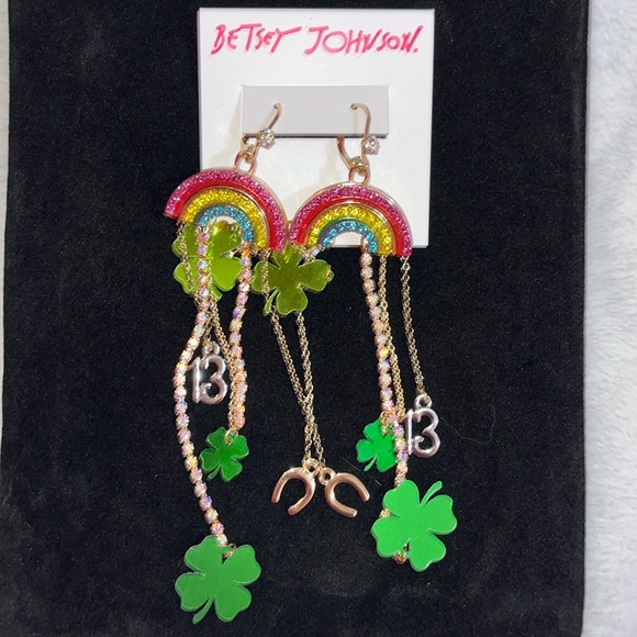 Betsey Johnson | Jewelry | Nwt Betsey Johnson Lucking Out Rainbow ...